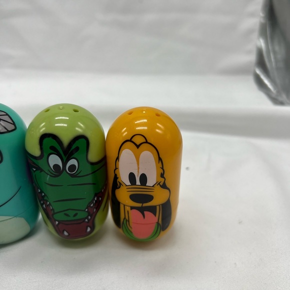 Disney | Toys | Kelloggs Cereal 2052006 Disney Wobblers Lot Of 2 | Poshmark
